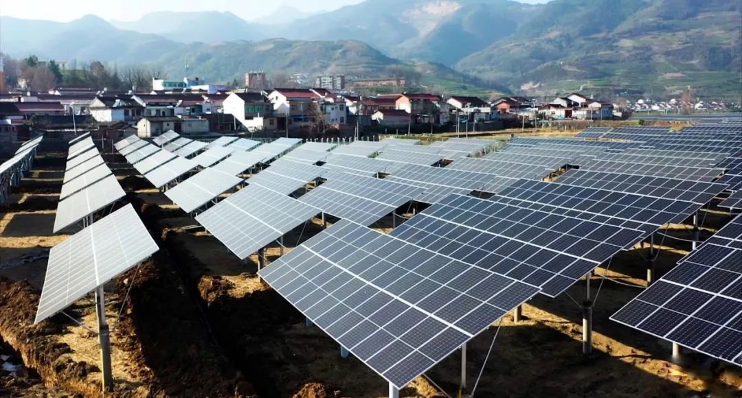 LONGi mantém o status AAA pelo 16º trimestre consecutivo nas Avaliações ...